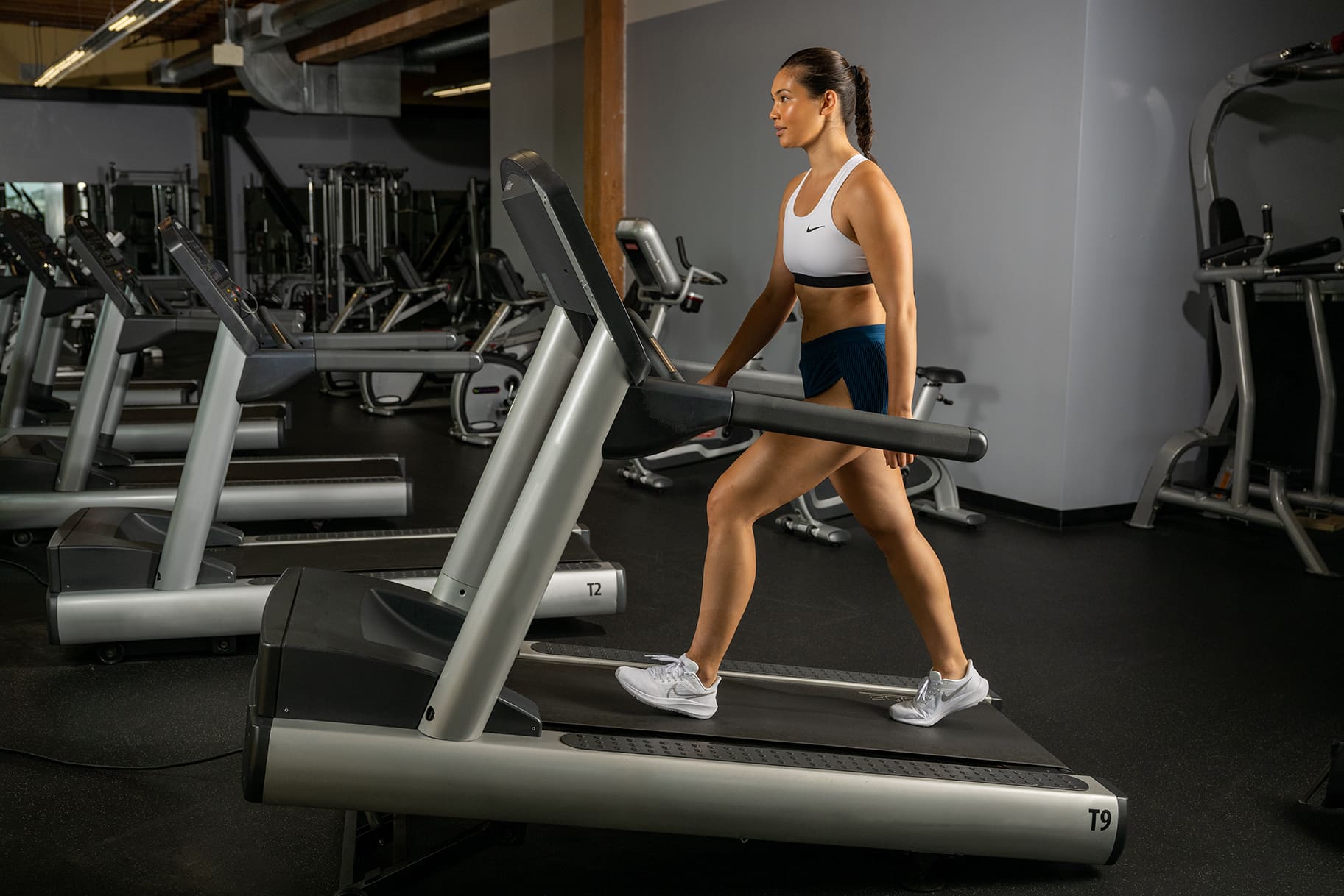 3 von Trainer:innen empfohlene Walking-Workouts. Nike DE